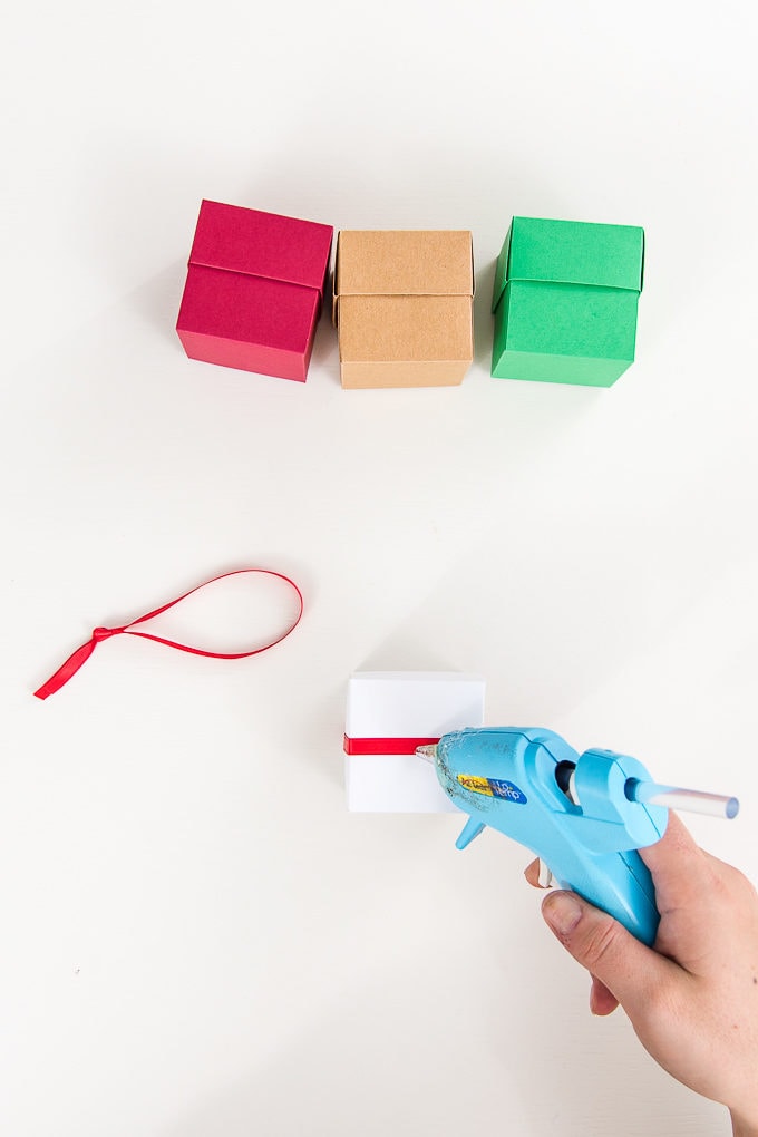 Simple Folding Box Gift Ornament | Christene Holder Home