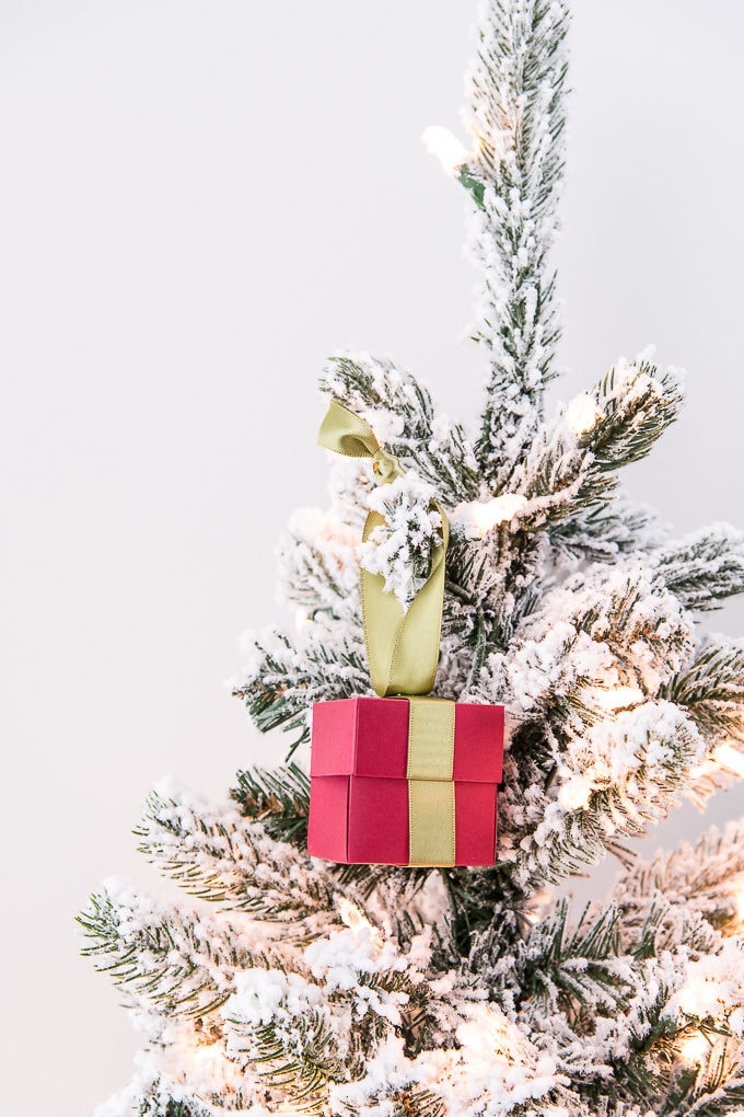 Simple Folding Box Gift Ornament | Christene Holder Home