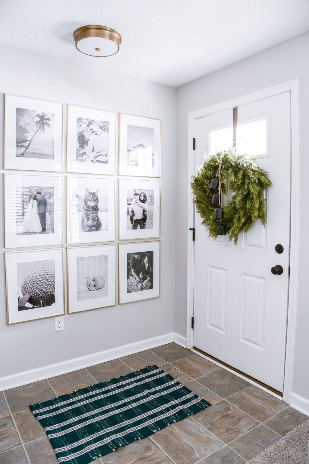 How to Make a DIY Minimalist Gallery Wall: The Best Layout Ideas ...