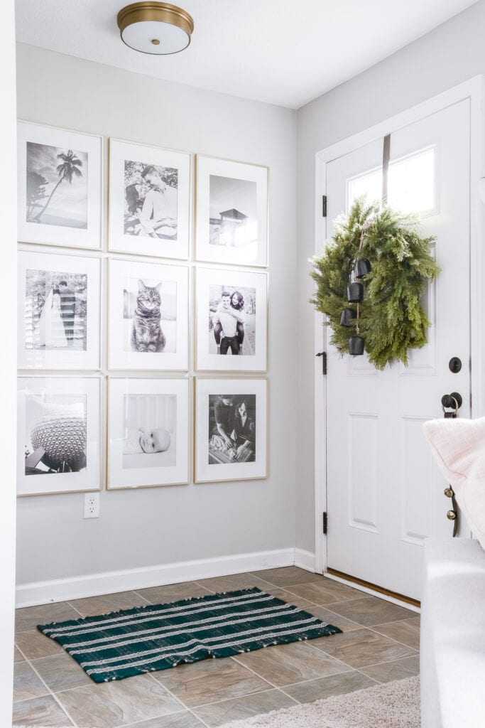 How to Make a DIY Minimalist Gallery Wall: The Best Layout Ideas ...