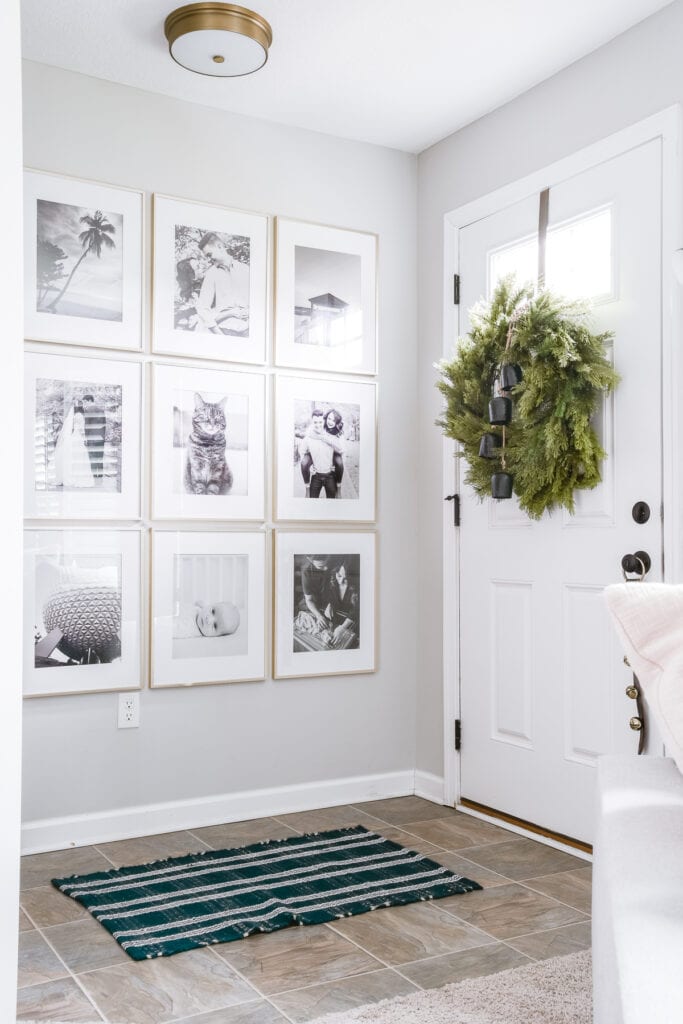 How to Make a DIY Minimalist Gallery Wall: The Best Layout Ideas ...